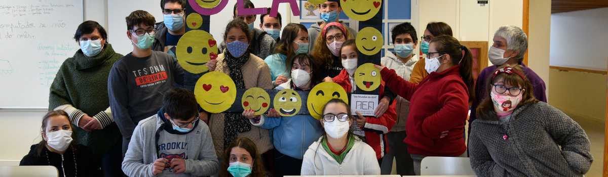 Sorriso na cara no Dia do “Olá!” - Atividade de parceria do AEA com o ...